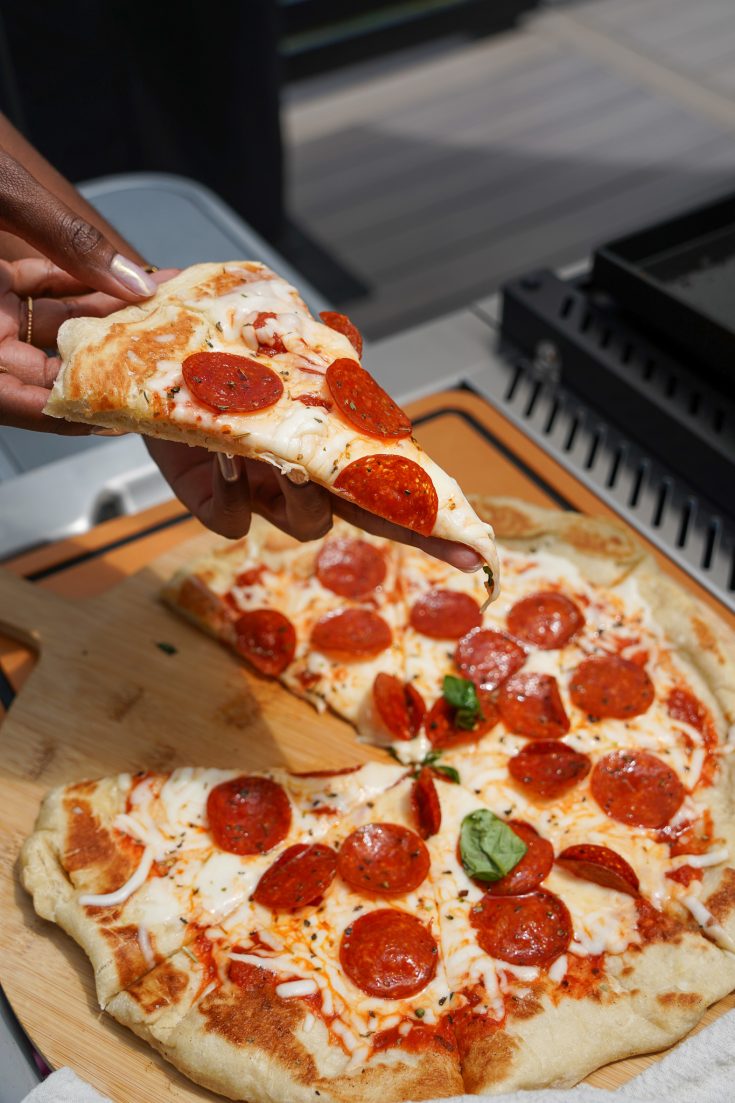 How to make pizza on the griddle - Asili Glam